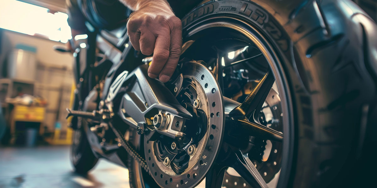 Maintaining and Replacing Motorcycle Brakes: What Every Rider Should ...