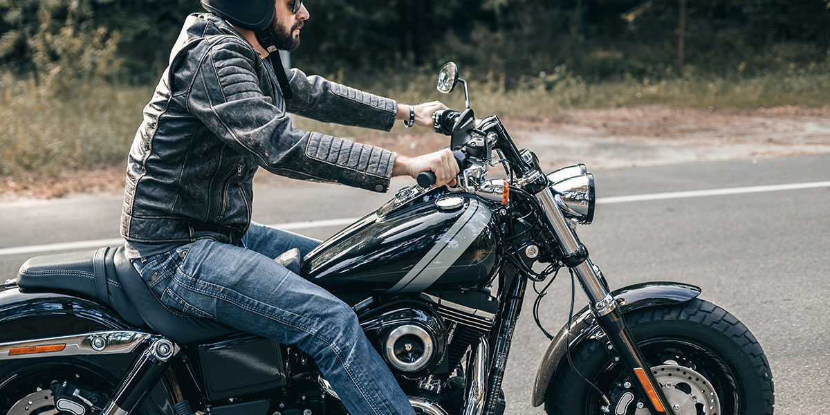 Motorcycle Riding Positions: What To Expect by Bike Type - Cycle Trader Blog