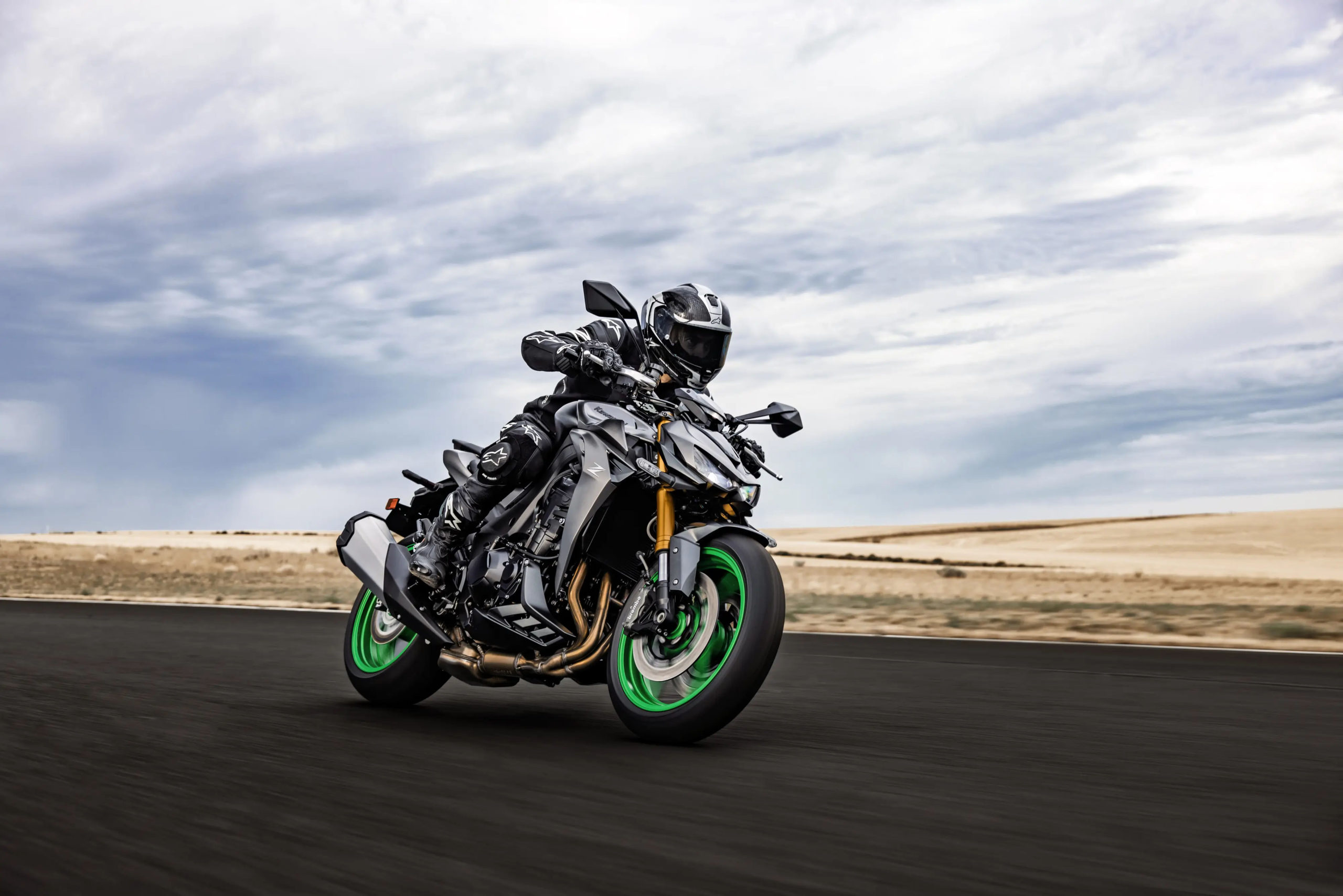 Kawasaki Looks Forward with the ZX1100 SE - Cycle Trader Blog