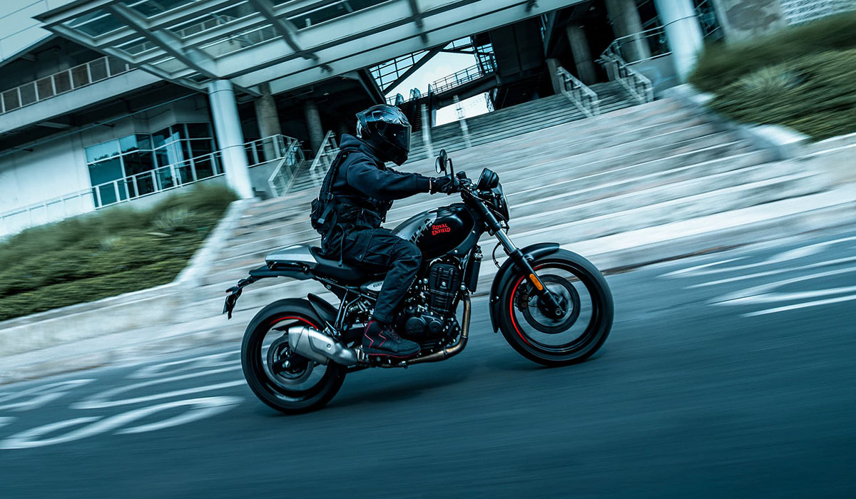 Royal Enfield Debuts Guerrilla 450 Apex - Cycle Trader Blog
