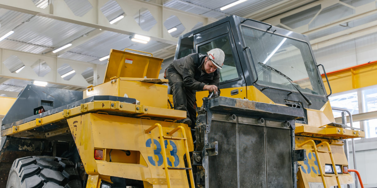 You Need These Supplies To Regularly Maintain Your Heavy Machinery ...