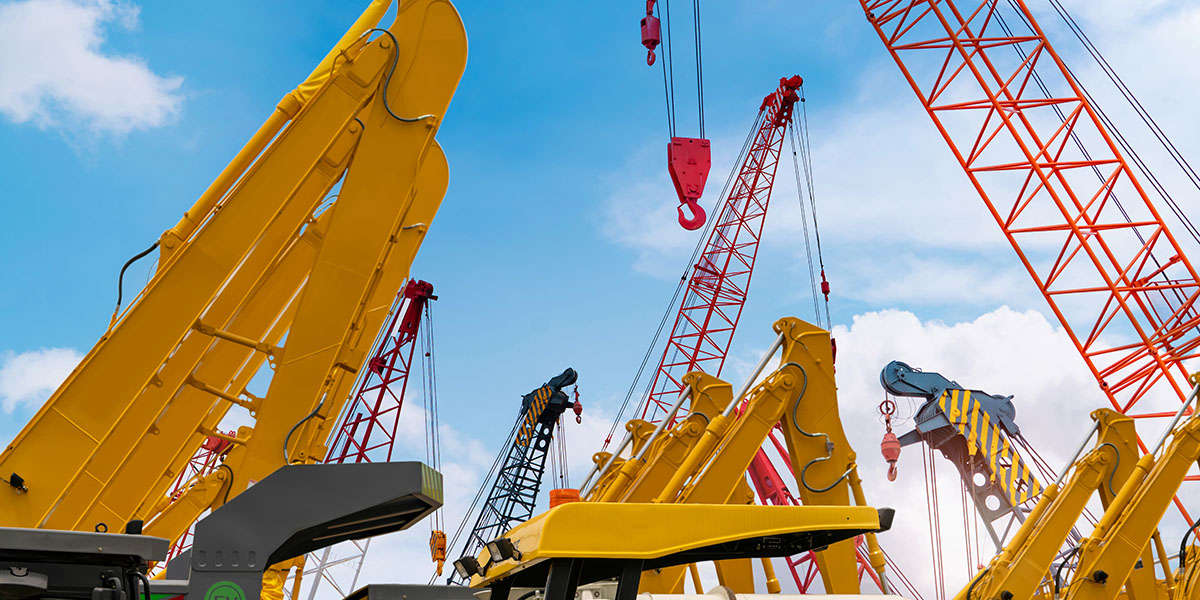 Heavy Equipment with the Highest Lifting Capacity | Equipment Trader Blog