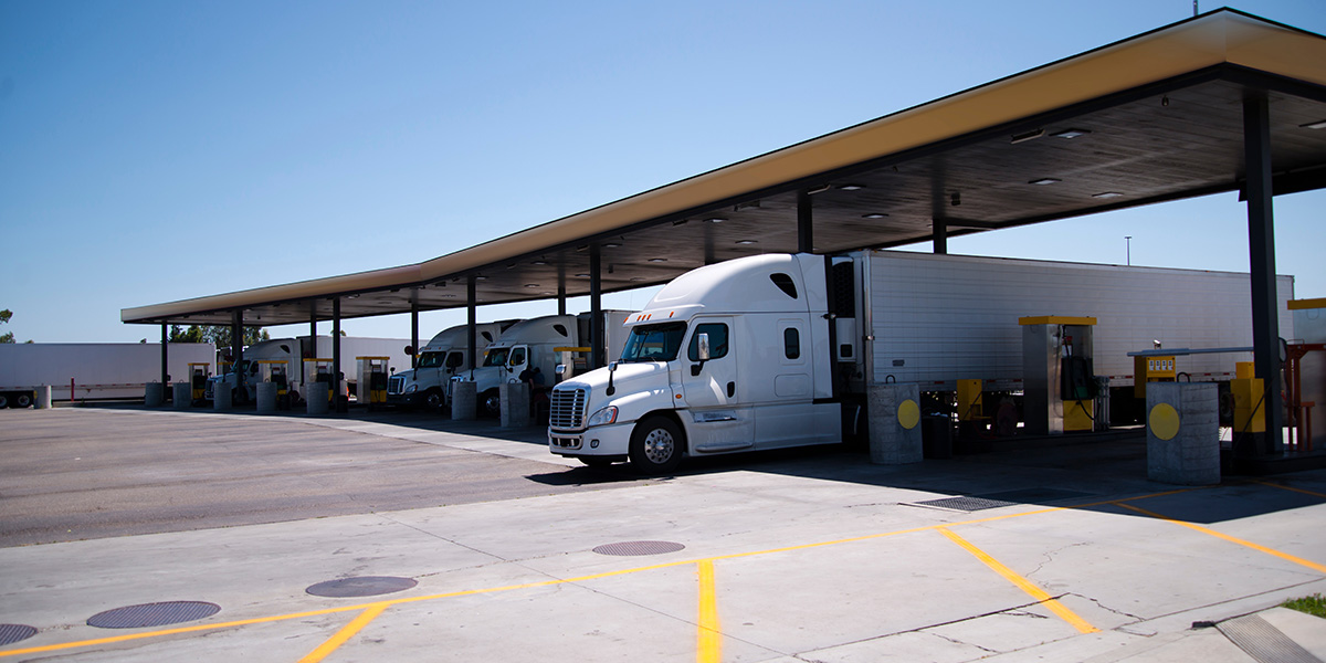4 of the Most Fuel-Efficient Semi Trucks - Commercial Truck Trader Blog