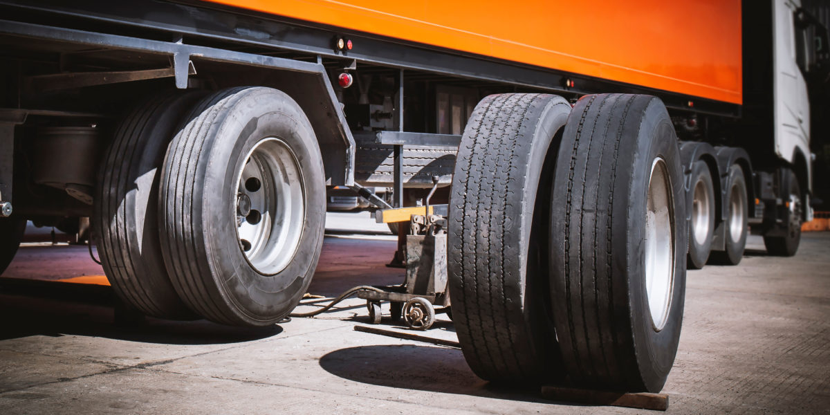 How to Safely Change Commercial Truck Tires - Commercial Truck Trader Blog