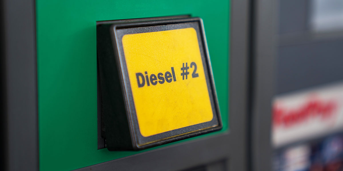 The Differences Between Diesel 1 and Diesel 2 - Commercial Truck Trader ...