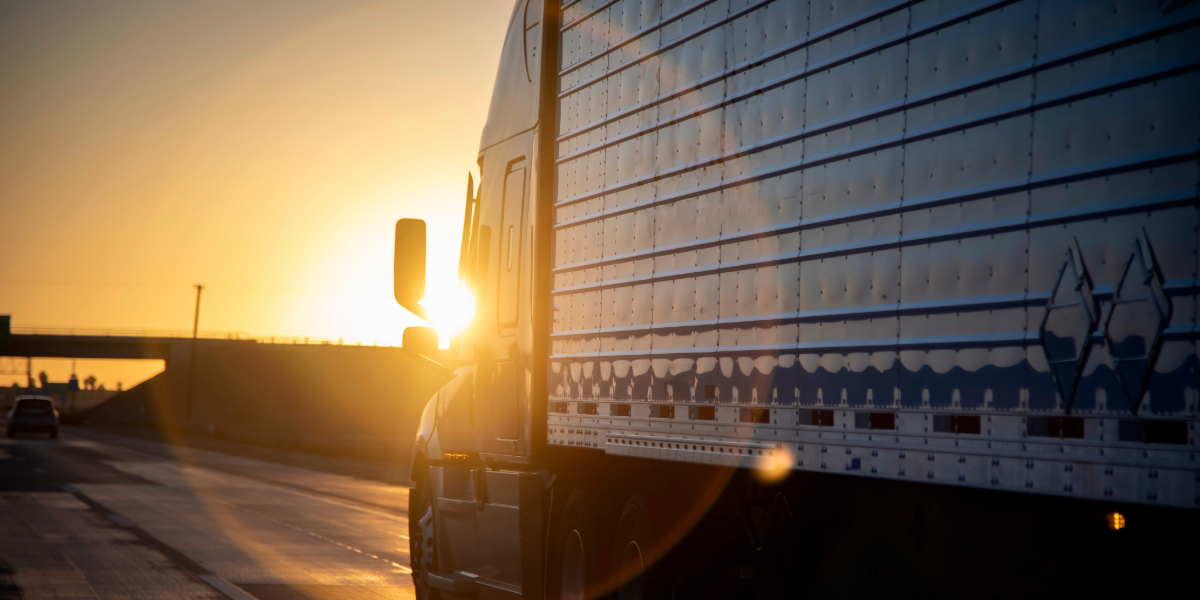 Tips For Hauling Oversized Loads - Commercial Truck Trader Blog